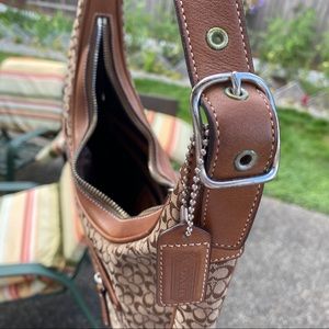 Coach | Bags | Authentic Coach Signature Hobo Bag | Poshmark